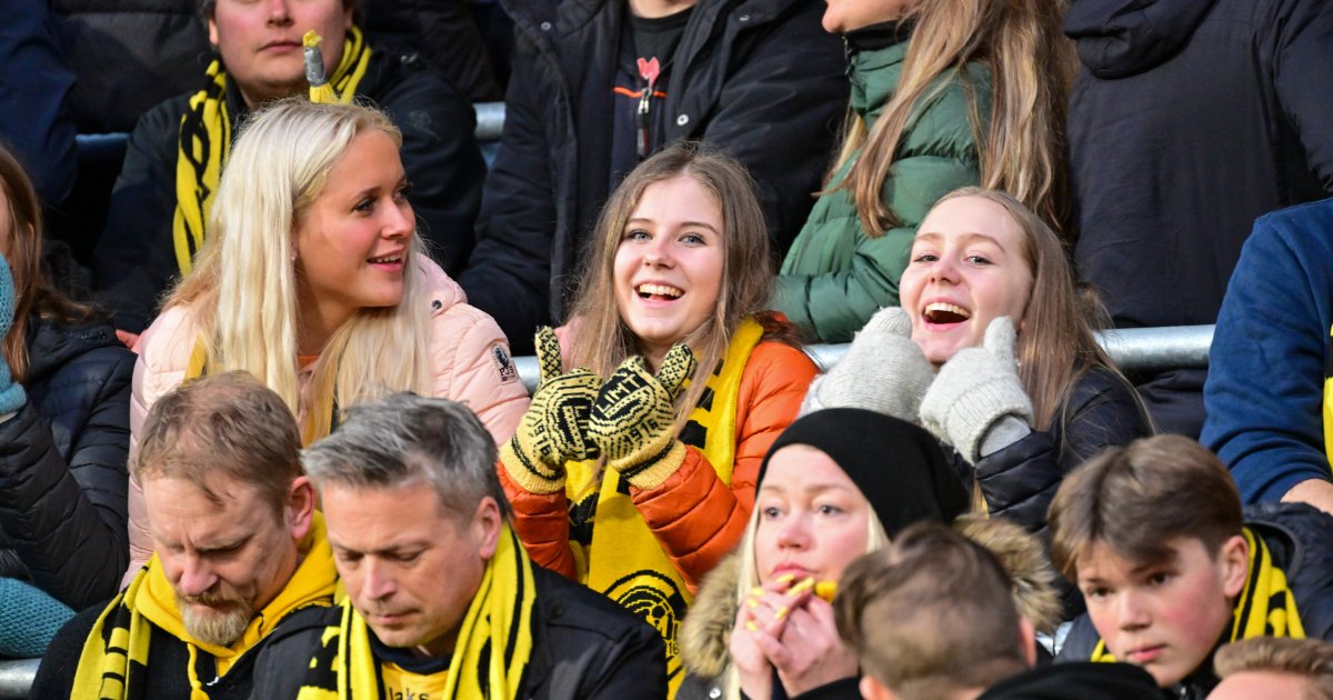 Sikre deg plass på 16. mai-festen mot Tromsø nå / Bodø/Glimt Sikre deg plass på 16. mai-festen mot Tromsø nå / Bodø/Glimt